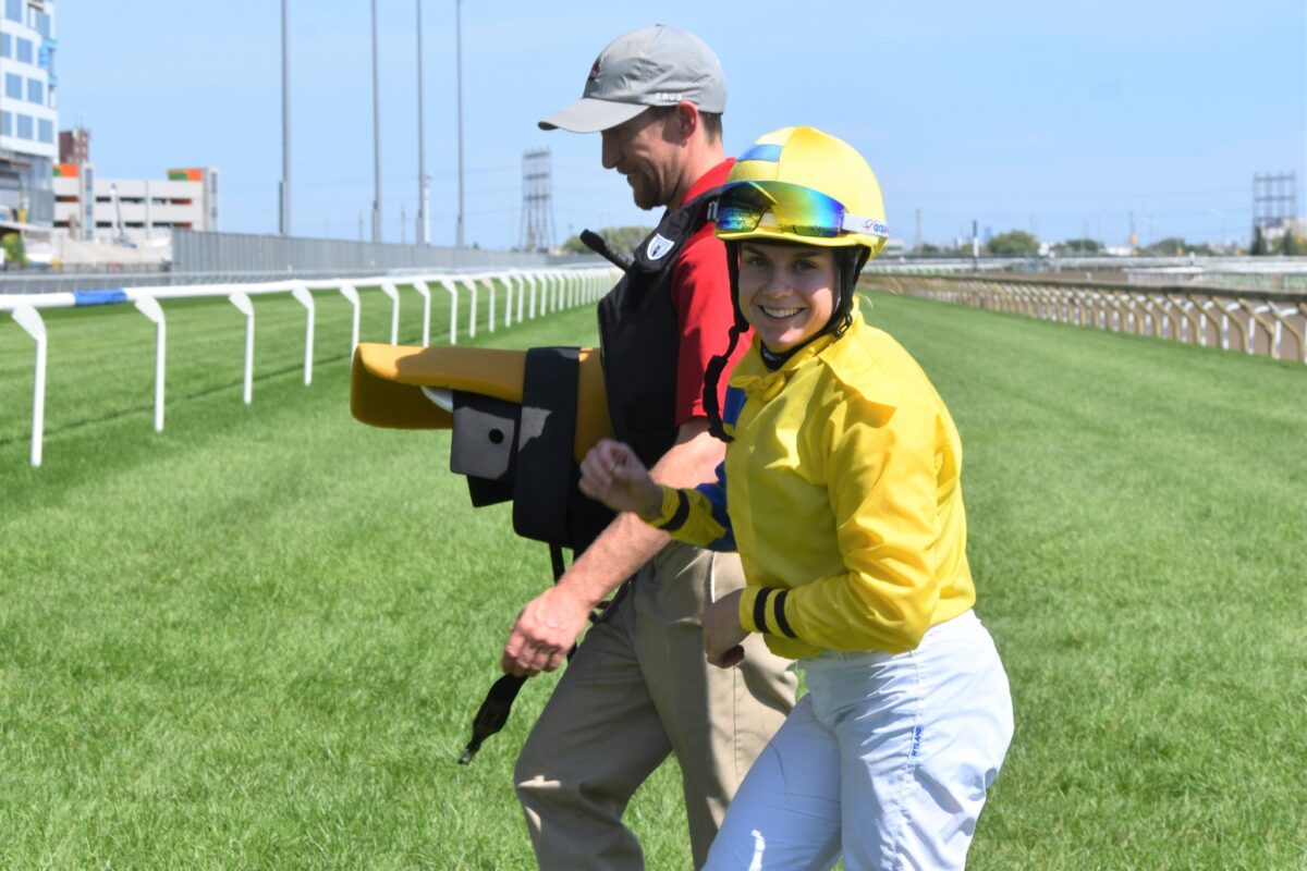 Isabelle Wenc - Jockeys Canada