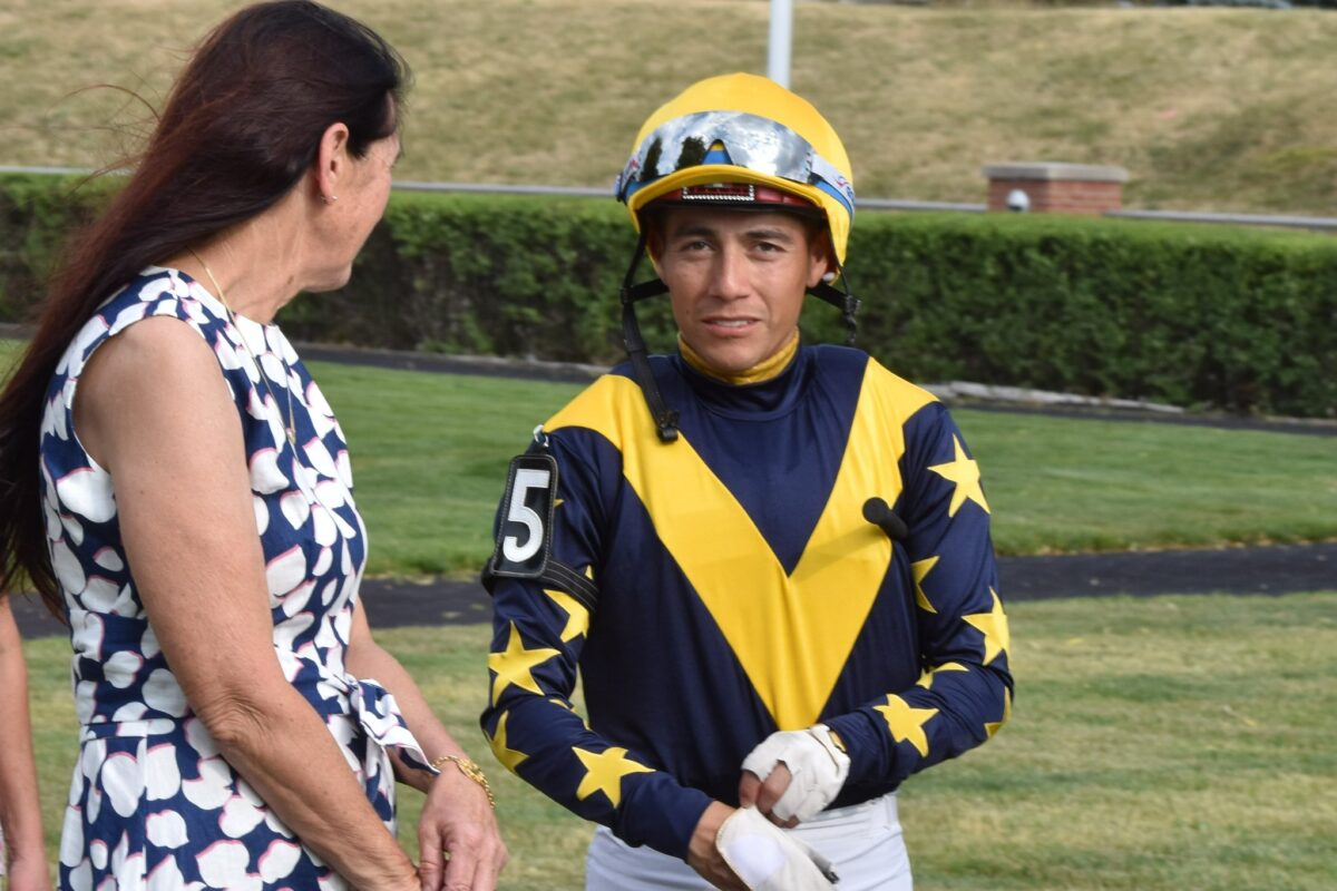 Luis Contreras - Jockeys Canada