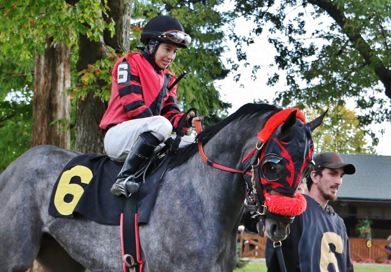 Melanie Pinto - Jockeys Canada